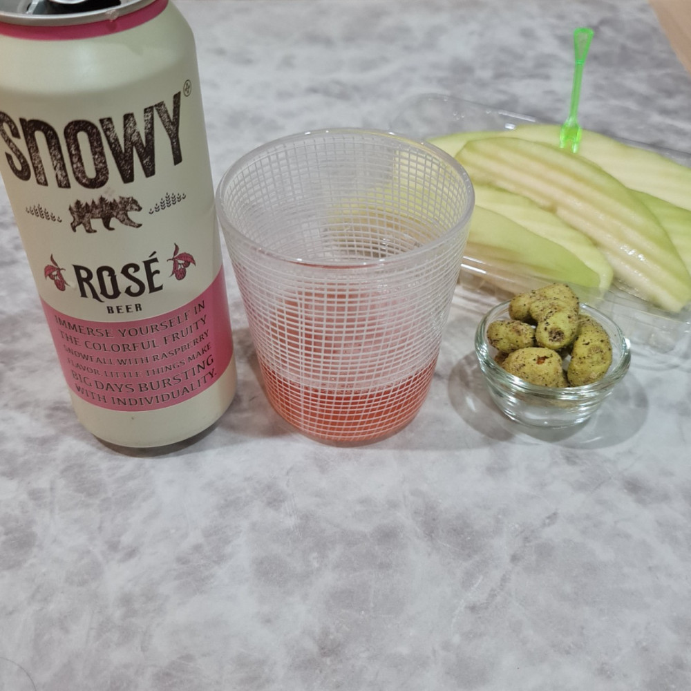 snowy rose beer 마셨습니다. - sangseek.com